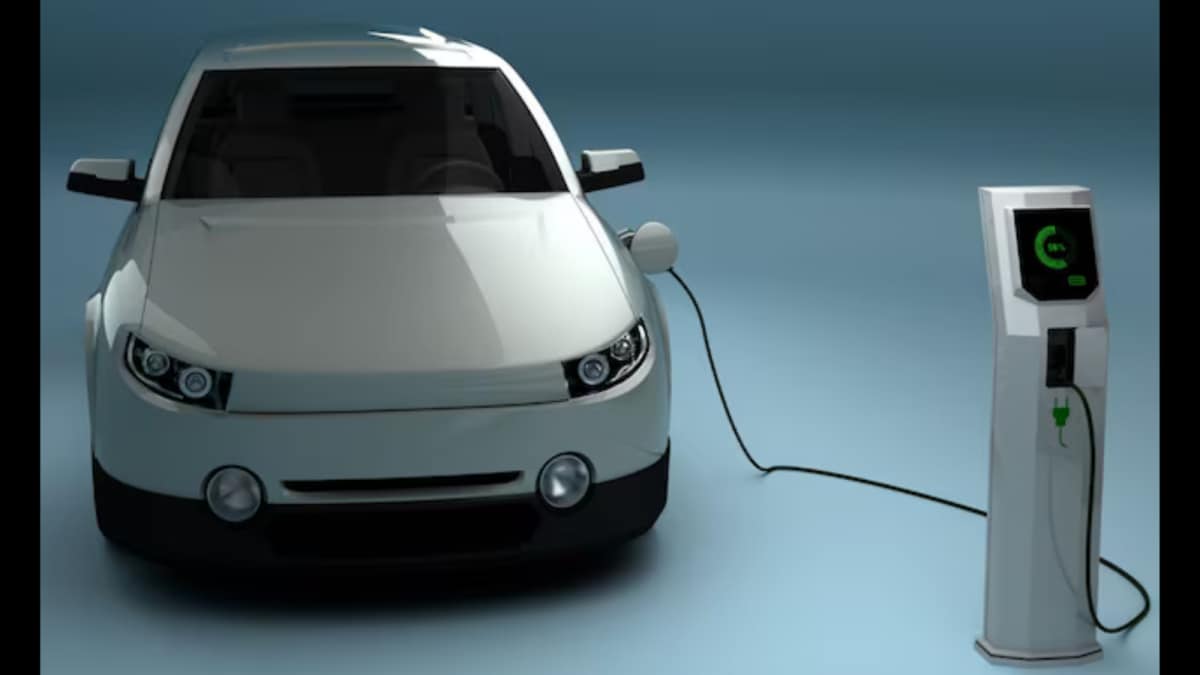 5 Minutes To Full Charge, Lasts 470km, Goes 0 To 100 kmph In 2 Seconds ...