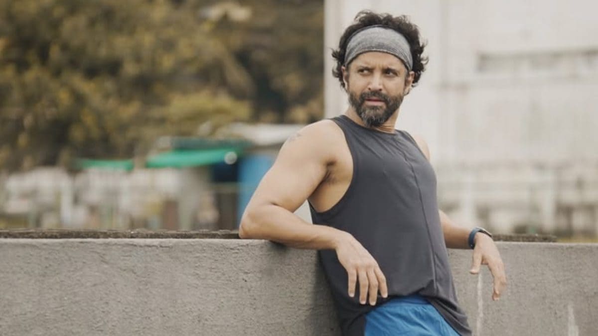 Farhan Akhtar Reveals He Underwent A Surgery After Meniscus Tear: 'Life ...