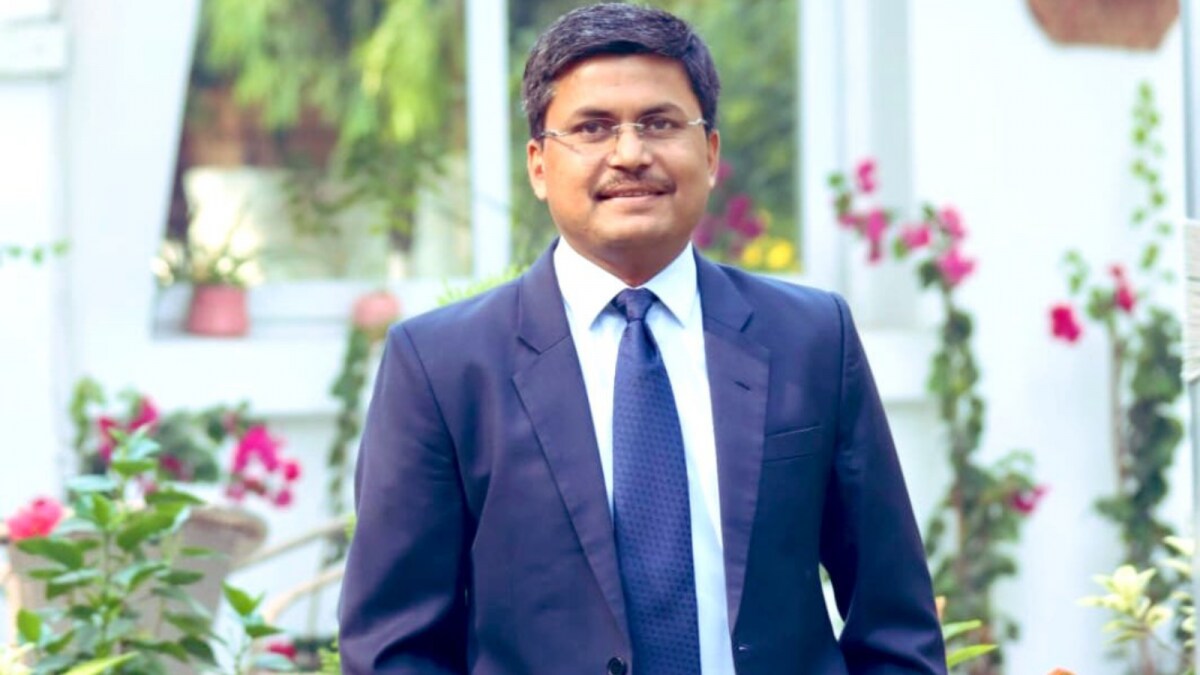 From Getting 44% In Class 10th To Cracking UPSC In Second Attempt ...