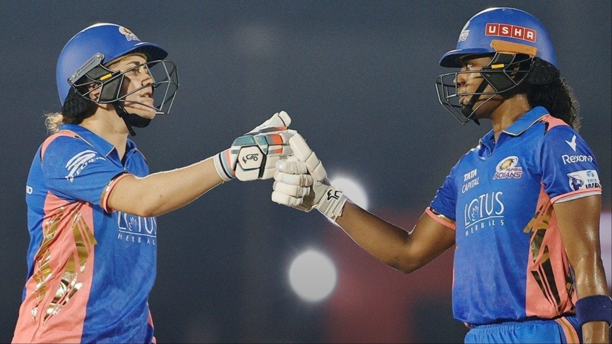 Hayley Matthews And Nat Sciver-Brunt Take Mumbai Indians To WPL 2025 ...