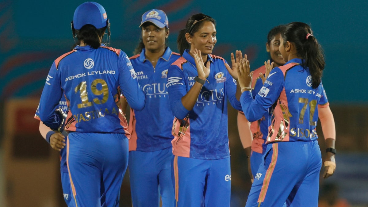 MI Vs GG, WPL 2025: Harmanpreet Kaur's Fifty, Collective Bowling ...