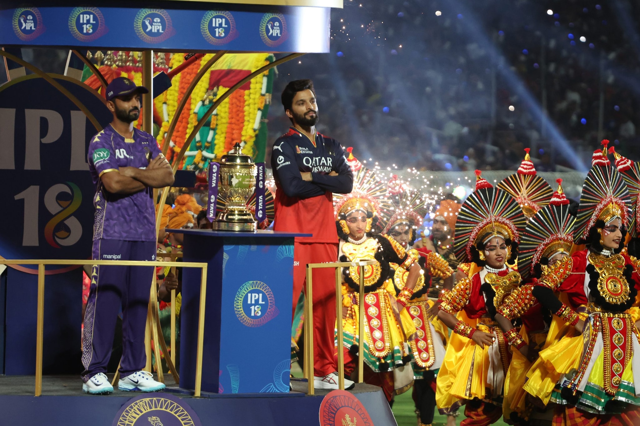 Shah Rukh Khan, Shreya Ghoshal Headline IPL 2025 Opening Ceremony At ...