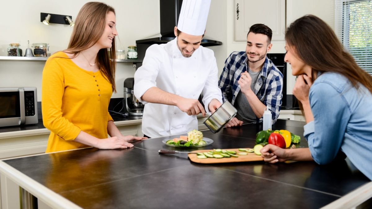 The Rise of Live Food Counters: How Interactive Dining is Transforming ...