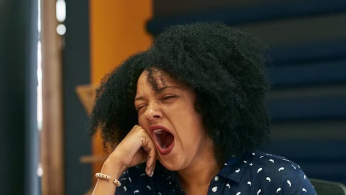 Hypersomnia: Feel Excessively Sleepy In The Afternoon? Try These Tips ...