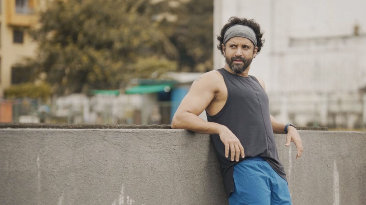 Farhan Akhtar Shares Health Update After Knee Surgery: ‘Life’s Getting ...