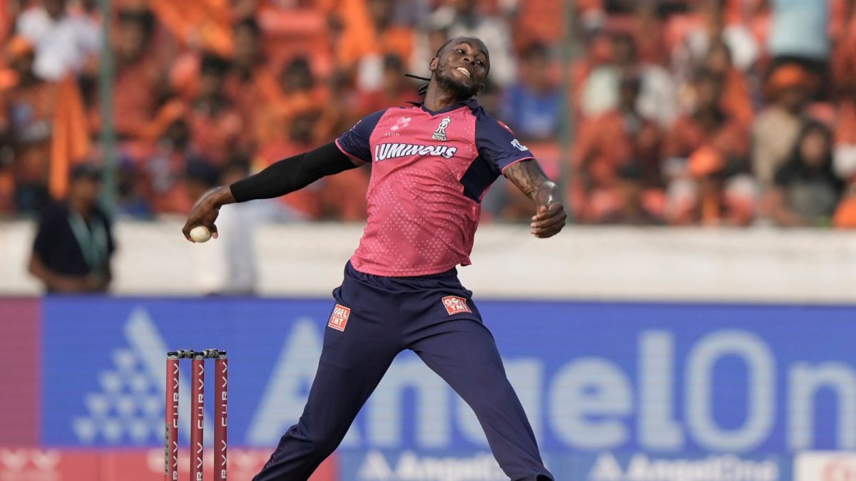 Jofra Archer's Sportsman Spirit Questioned After Bowling Wides To ...