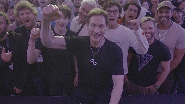 'Walked Naked, Discussed Erections': Anti-Ageing Millionaire Bryan ...