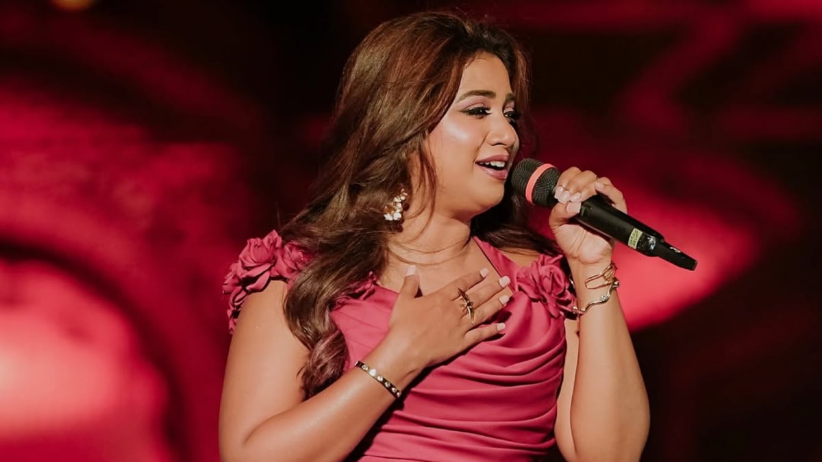Happy Birthday Shreya Ghoshal: Singer's Net Worth And Top 10 Songs ...