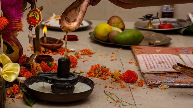Aaj Ka Panchang, March 31, 2025: Tithi, Vrat And Today’s Shubh, Ashubh ...