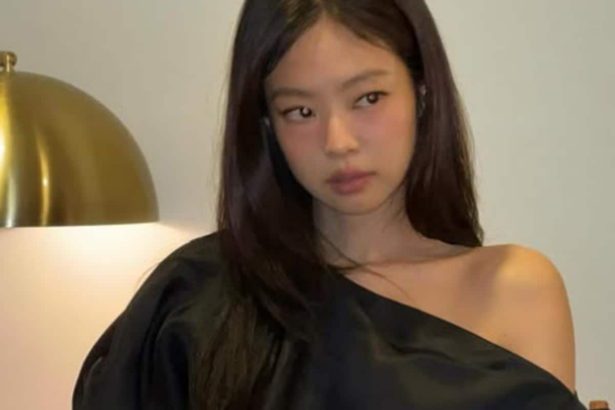 Jennie Kim awarded Global Force Award at Billboard Awards | News Minimalist