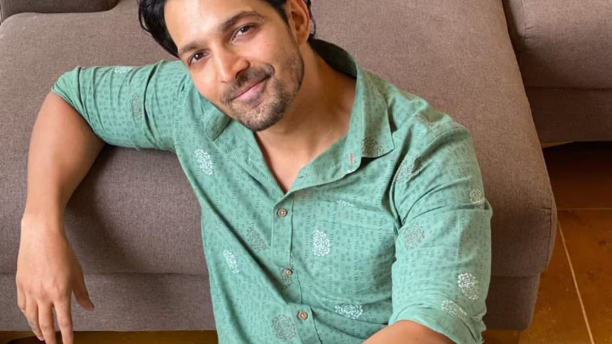 Harshvardhan Rane Wraps Up ‘Ek Deewane Ki Deewaniyat’ Shoot, Celebrates ...