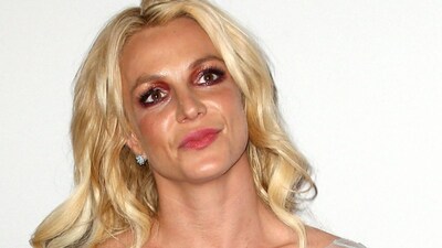 Britney Spears Apologises After Smoking Row On Jet: ‘I Felt So Clear ...
