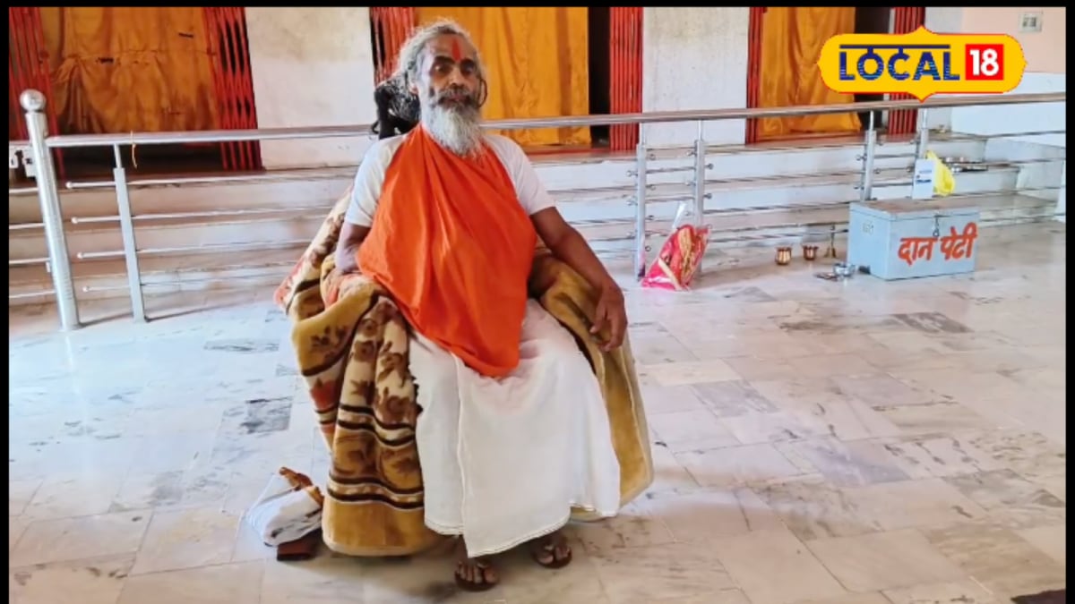 Falahari Baba: Mahant Who Gave Up Grains After A Dream, Surviving On ...