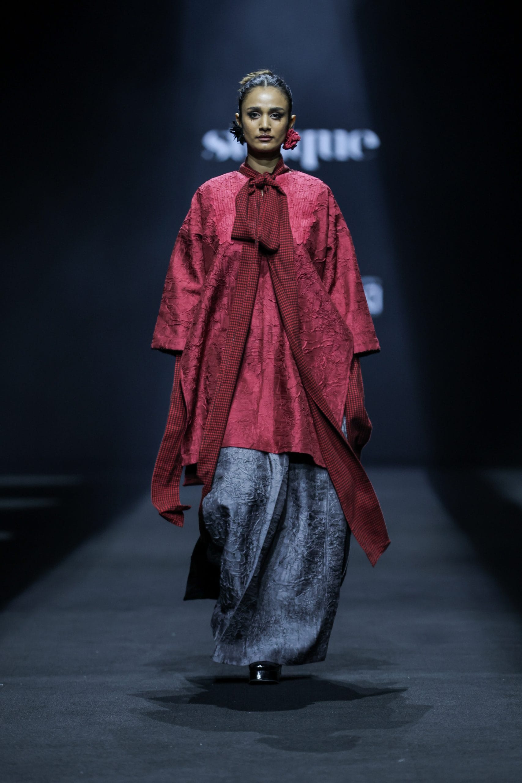 5 Sustainable Runway Fits That Are Reshaping The Summer Wardrobe ...