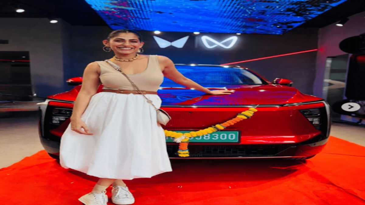 Kubra Sait Gifted Herself Brand New Mahindra XEV 9e, Here's What She ...
