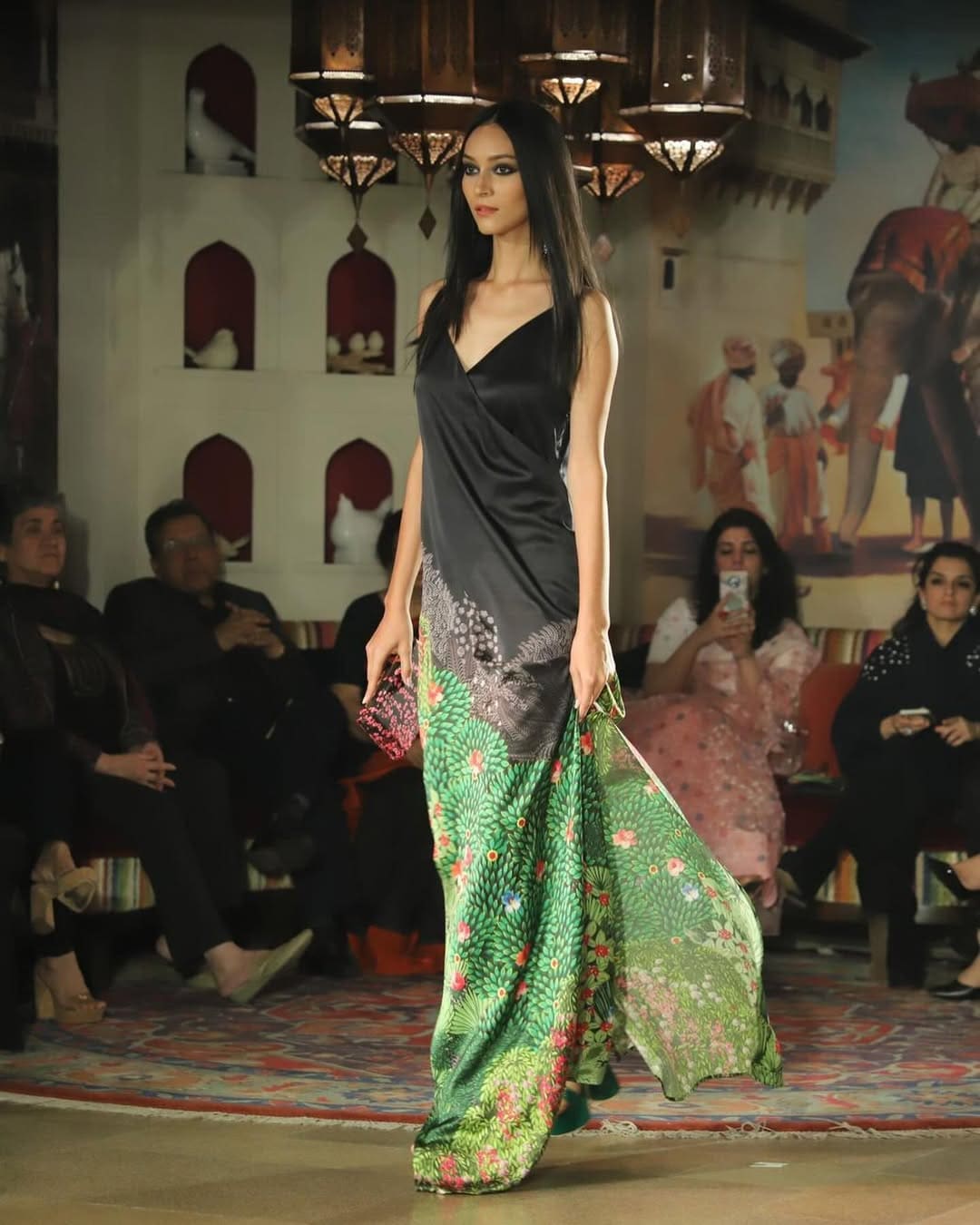 Move Over Janhvi Kapoor—Tamanna Katoch’s Best Runway Moments Are the ...