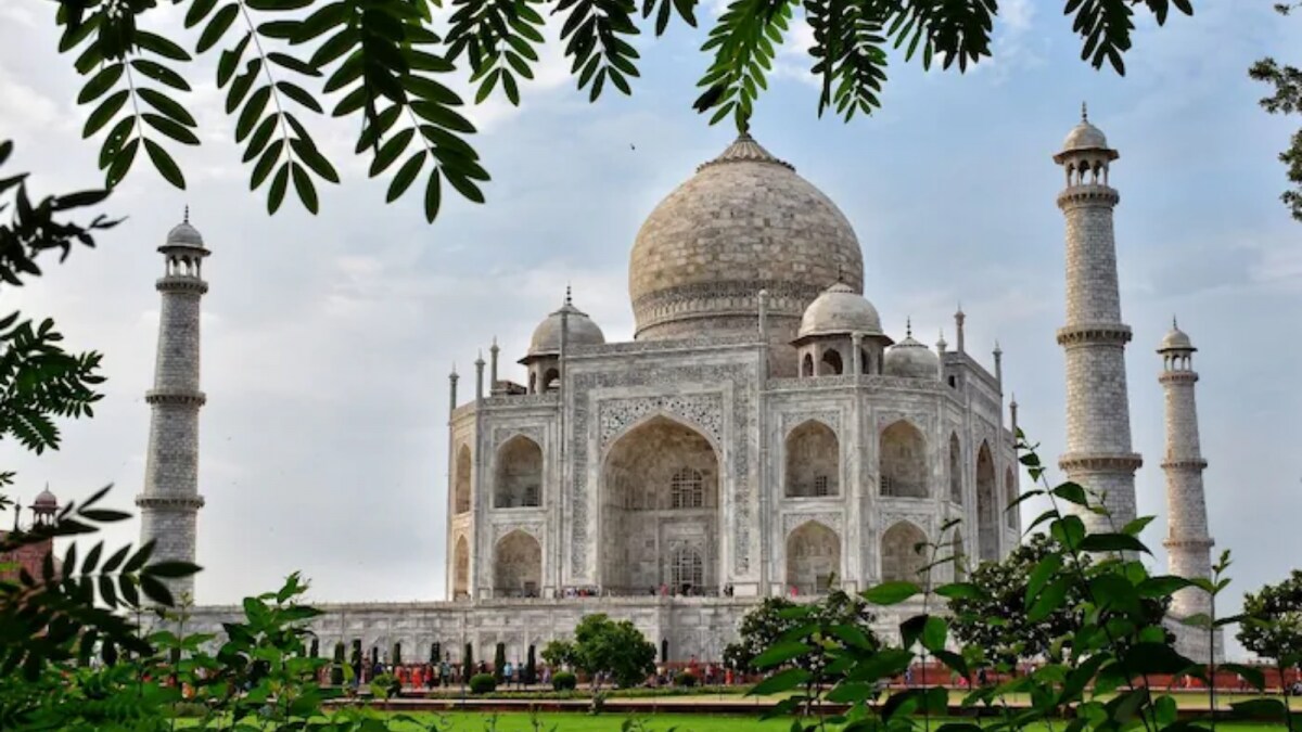 Why Are The Lights Of Taj Mahal Turned Off At Night? Unveiling The ...