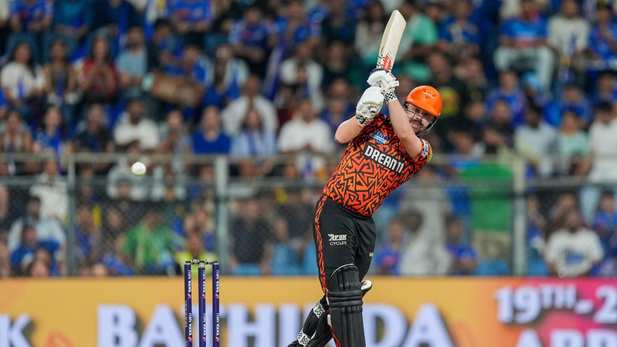 Sunrisers Hyderabad's Travis Head Becomes 2nd Fastest To 1000 Runs In ...