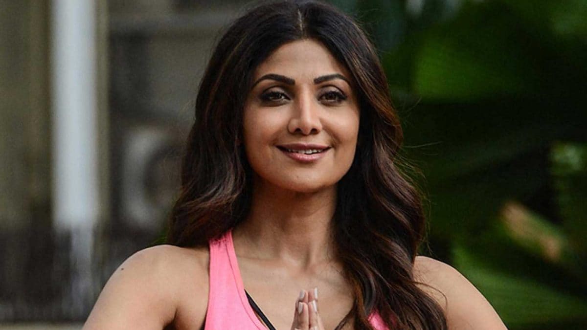 Shilpa Shetty Urges Fans To Connect With Nature On World Earth Day ...