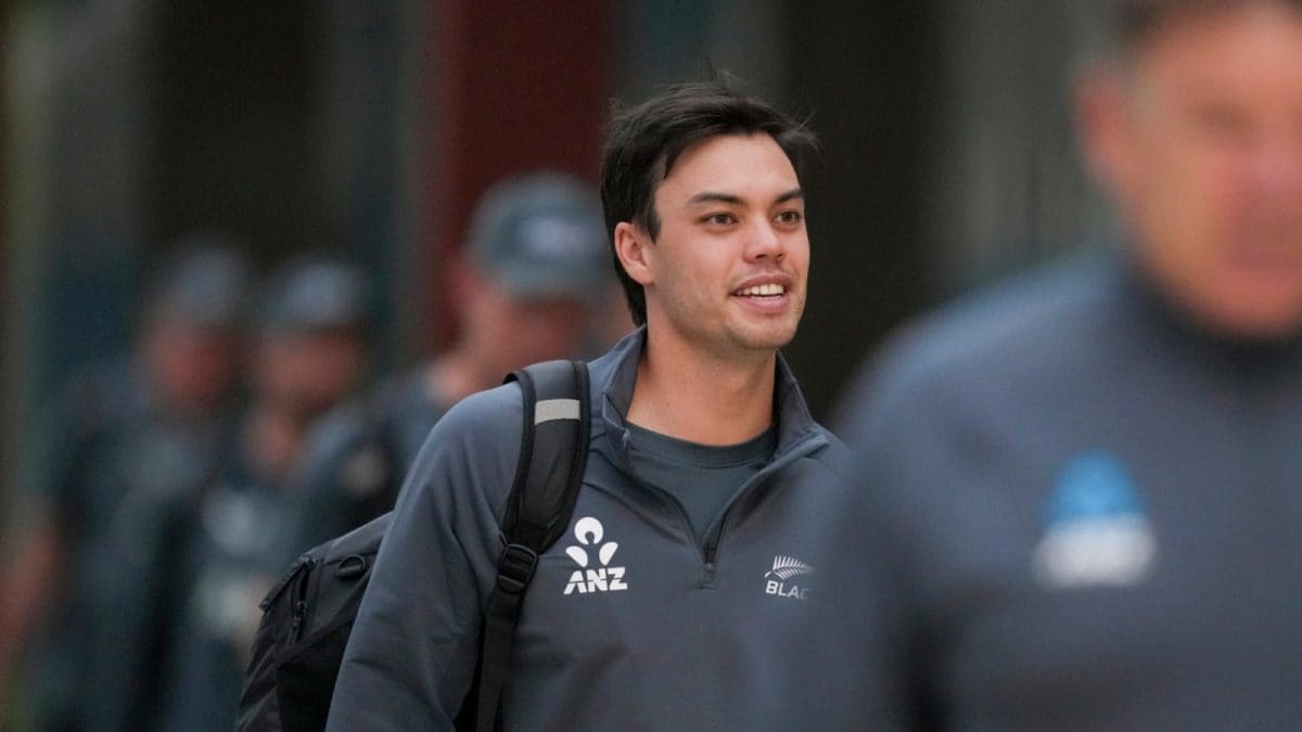 New Zealand Vs Pakistan: Mark Chapman Ruled Out Of 3rd ODI | Cricket ...