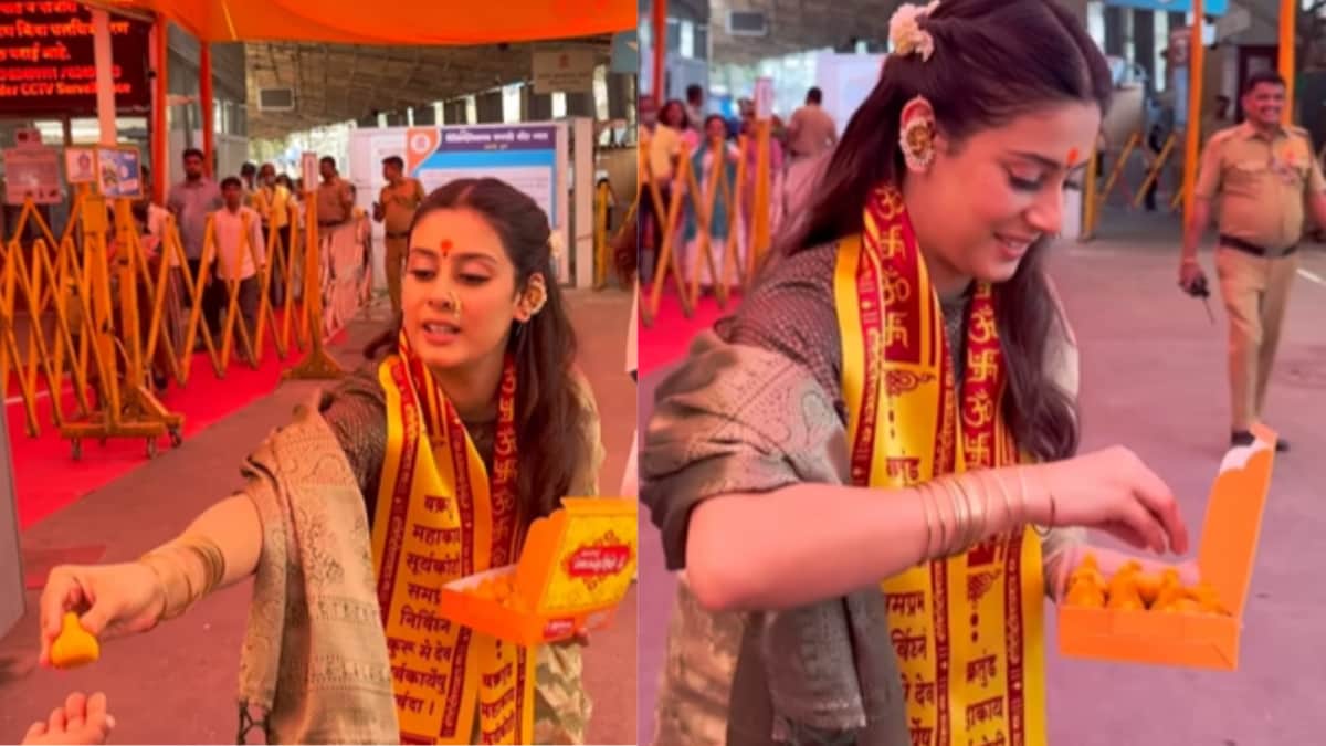 Watch: Isha Malviya Offers Prasad To Paps After Lord Ganesha's Darshan ...