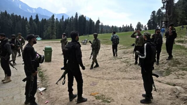 News18 Evening Digest: Baisaran Reels Videographer Is NIA’s Key Witness In Pahalgam Attack, SP ...