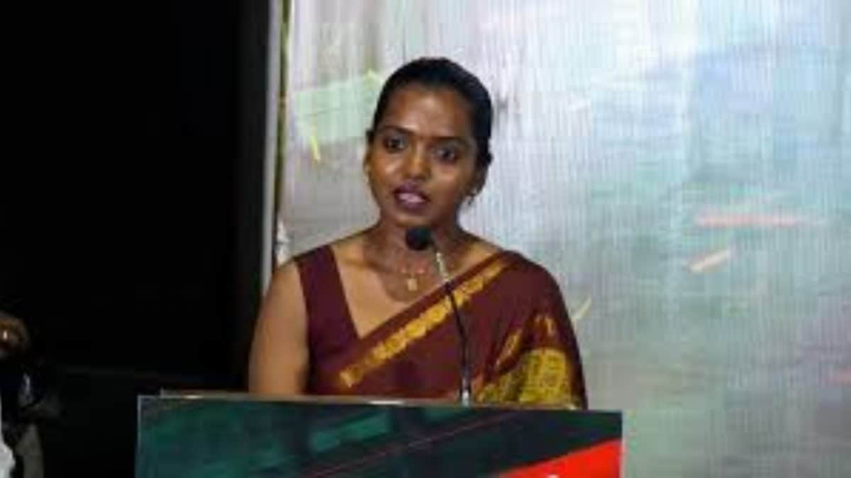 Aishwarya Ragupathi Calls Out Reporter For Sexist Remark On Her ...