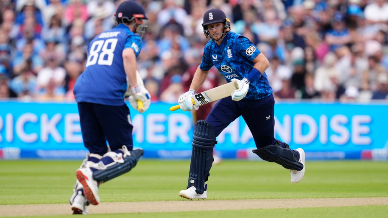 ENG Vs WI: England Set Unique Record In 1st ODI, No Batter Scored ...