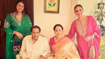 Dharmendra's Daughter Esha Deol Took 30 Years To Meet His First Wife ...