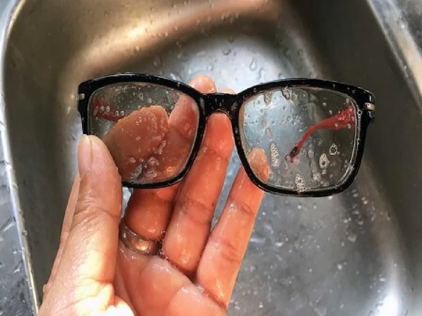 Spectacle Cleaning Tips: Simple Ways To Keep Your Lenses Clear And ...