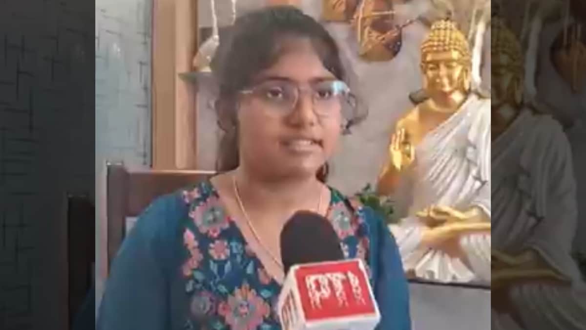ICSE Result 2025: Sambhavi Jaiswal Tops CISCE Class 10th Exams With ...