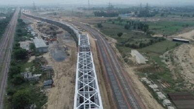 Navi Mumbai: DFCCIL Installs India's Longest Rail Flyover Girder In Kalamboli, Details Inside ...