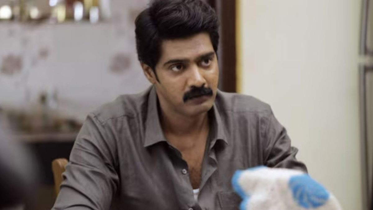 South Actor Naveen Chandra Promises Ticket Refund If Fans Don’t Like ...