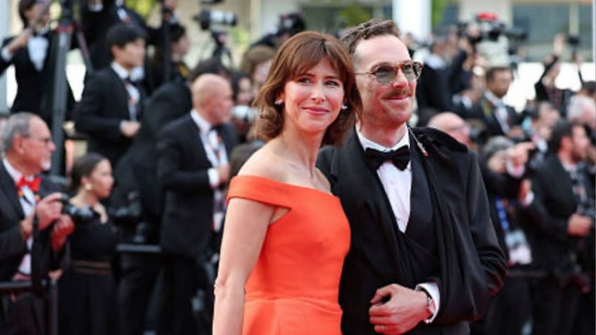 Only Benedict Cumberbatch Could Make An Arm Sling Look This Good At ...