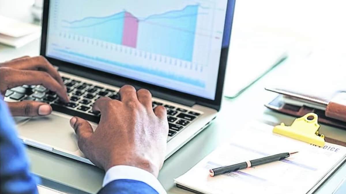 Man Wanted To Quit Job For This ‘Awful’ Business Plan. ChatGPT Said ...