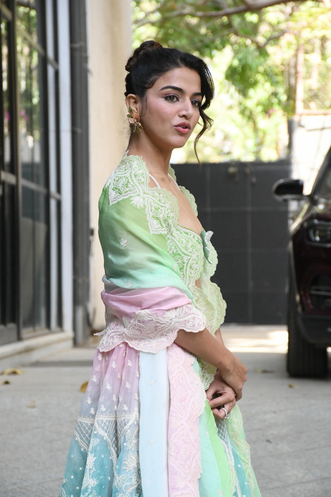 Wamiqa Gabbi Radiates Spring-Summer Energy In Pastel Lehenga: Check Out ...