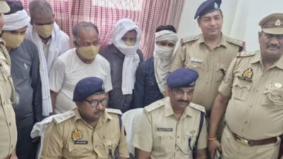 'Empty' Bag Spills Rs 10.10 Lakh Worth Of Stolen Jewellery At Aligarh ...