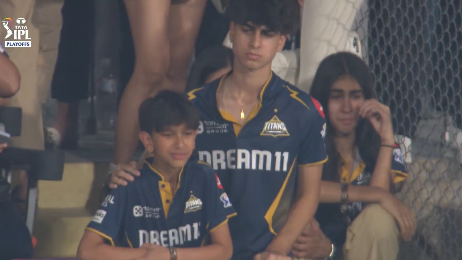 Watch: Ashish Nehra's Daughter Bursts Into Tears, Son Heartbroken After ...