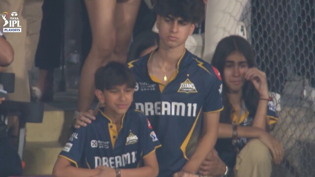 Watch: Ashish Nehra's Daughter Bursts Into Tears, Son Heartbroken After ...