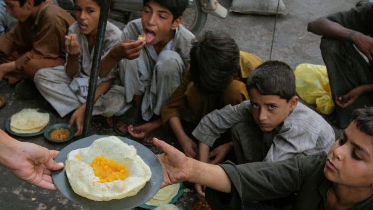 11 Million Pakistanis Facing Acute Food Insecurity, Many On The Brink ...