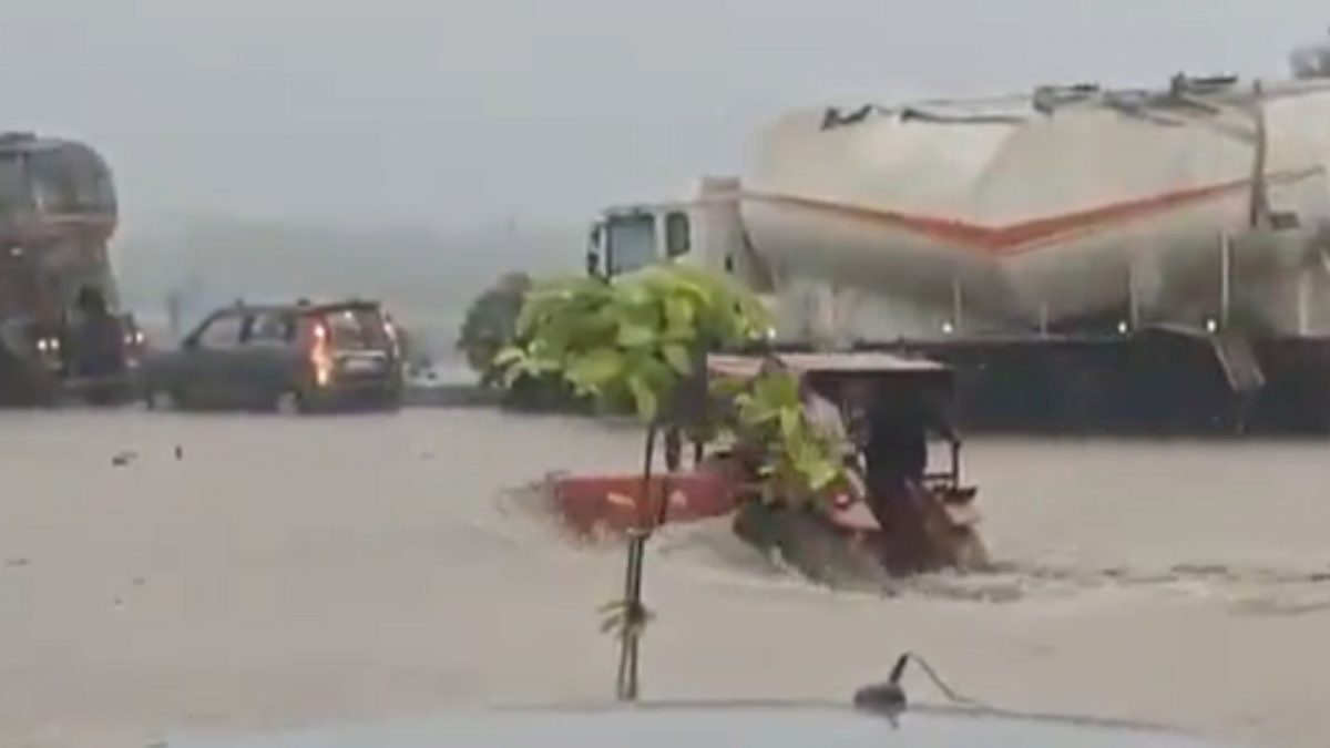 Pune On Orange Alert: Flood-Like Situation In Villages, Traffic Hit ...