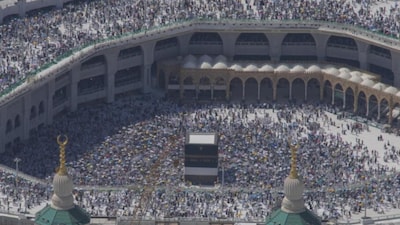 Why Saudi Arabia Restricted Entry Of Nearly 270,000 Hajj Pilgrims To Mecca? | World News - News18
