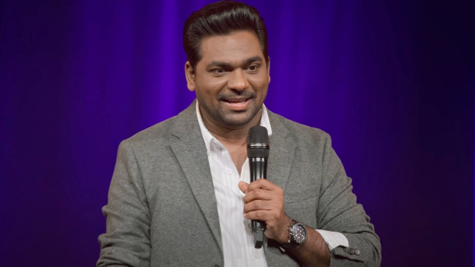 Zakir Khan to Embark On India’s Largest-Ever Stand-Up Comedy Tour ...