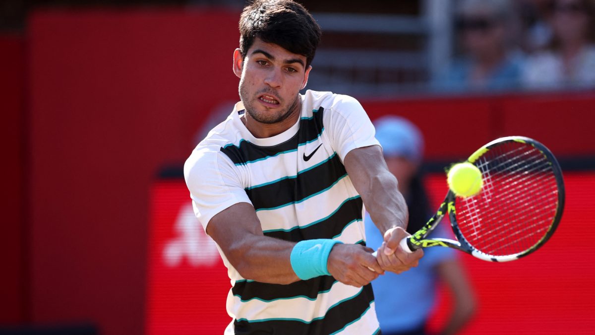 Carlos Alcaraz Cruises To Queen's Club Semifinals; Draper Secures Last ...