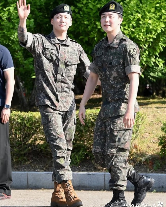 BTS Military Discharge Photos: BTS Stars Jimin And Jungkook Discharged ...