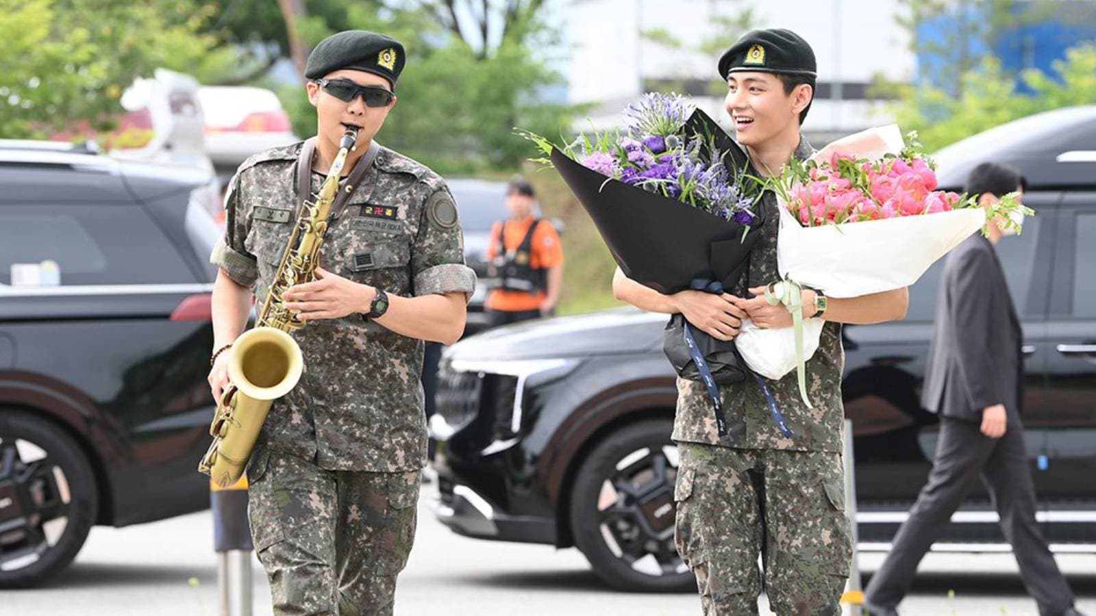 BTS Stars RM And V Celebrate Military Discharge, Reunite After ...
