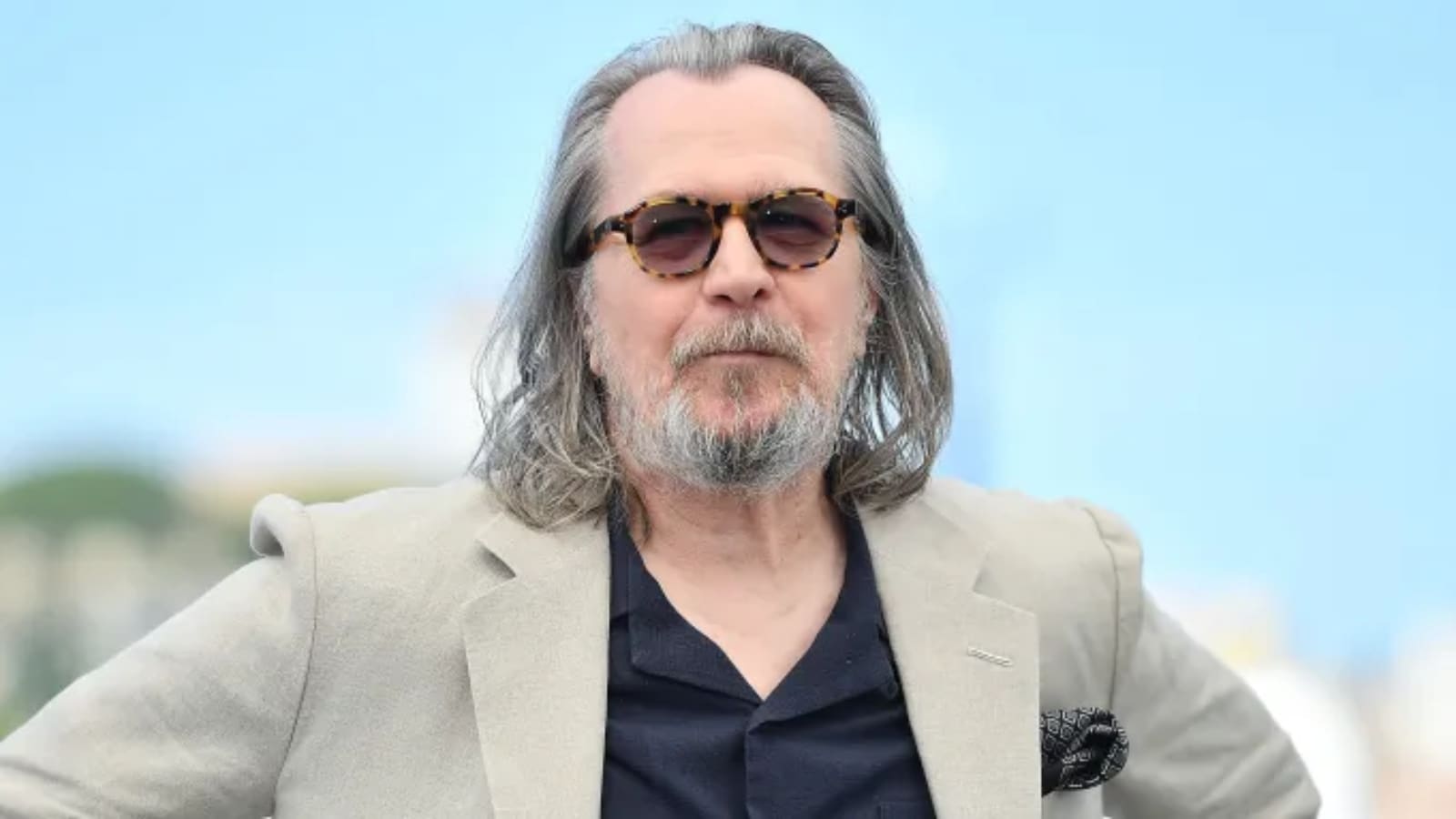 Sir Gary Oldman, Oscar-Winning Actor, Receives Knighthood From King ...