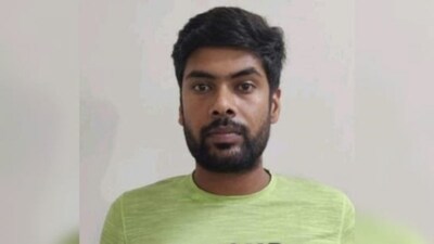Navy HQ Staffer Arrested For Spying For Pakistan, Passed Sensitive Info ...