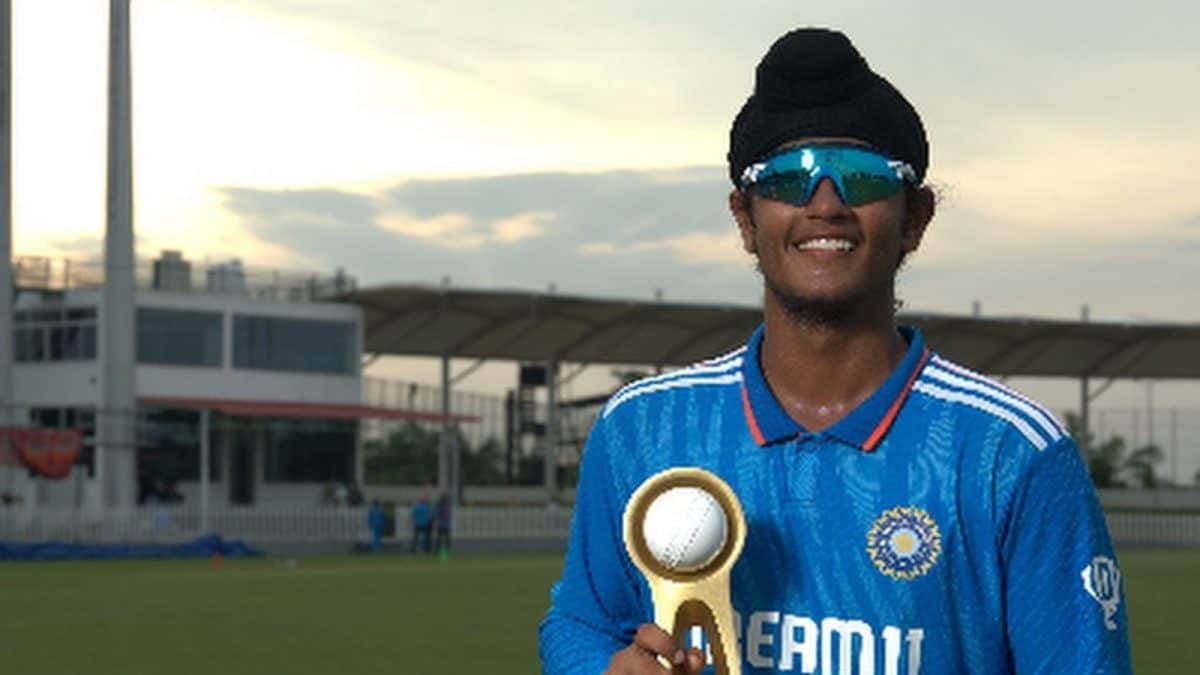 Truck Driver's Son Harvansh Pangalia Hits Blistering Century For India ...