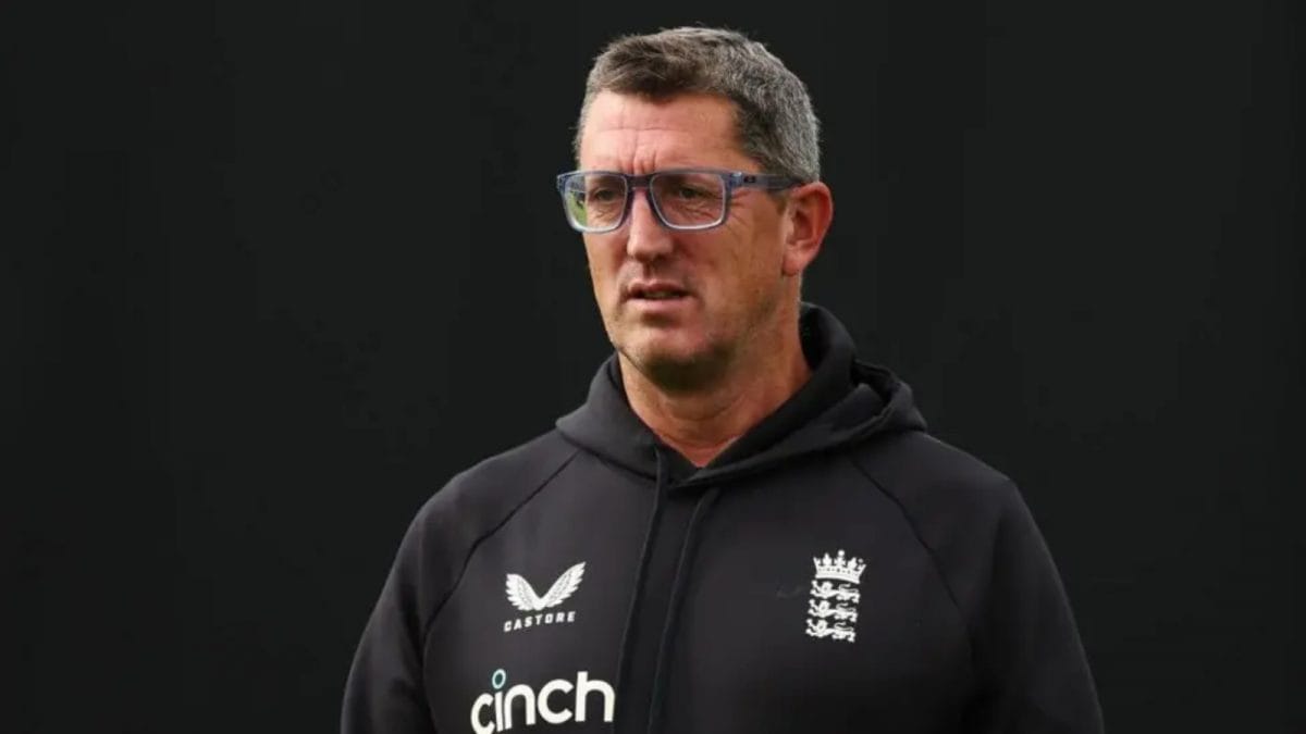 Jon Lewis Resigns As UP Warriorz Head Coach After Poor WPL Season ...